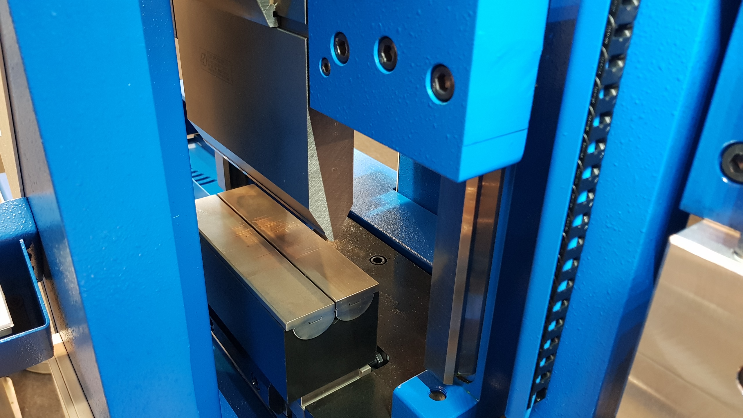 CuFLEX-aramsin-gyartas-utmutato-hidraulikus-boschert-nemet-beszerzes